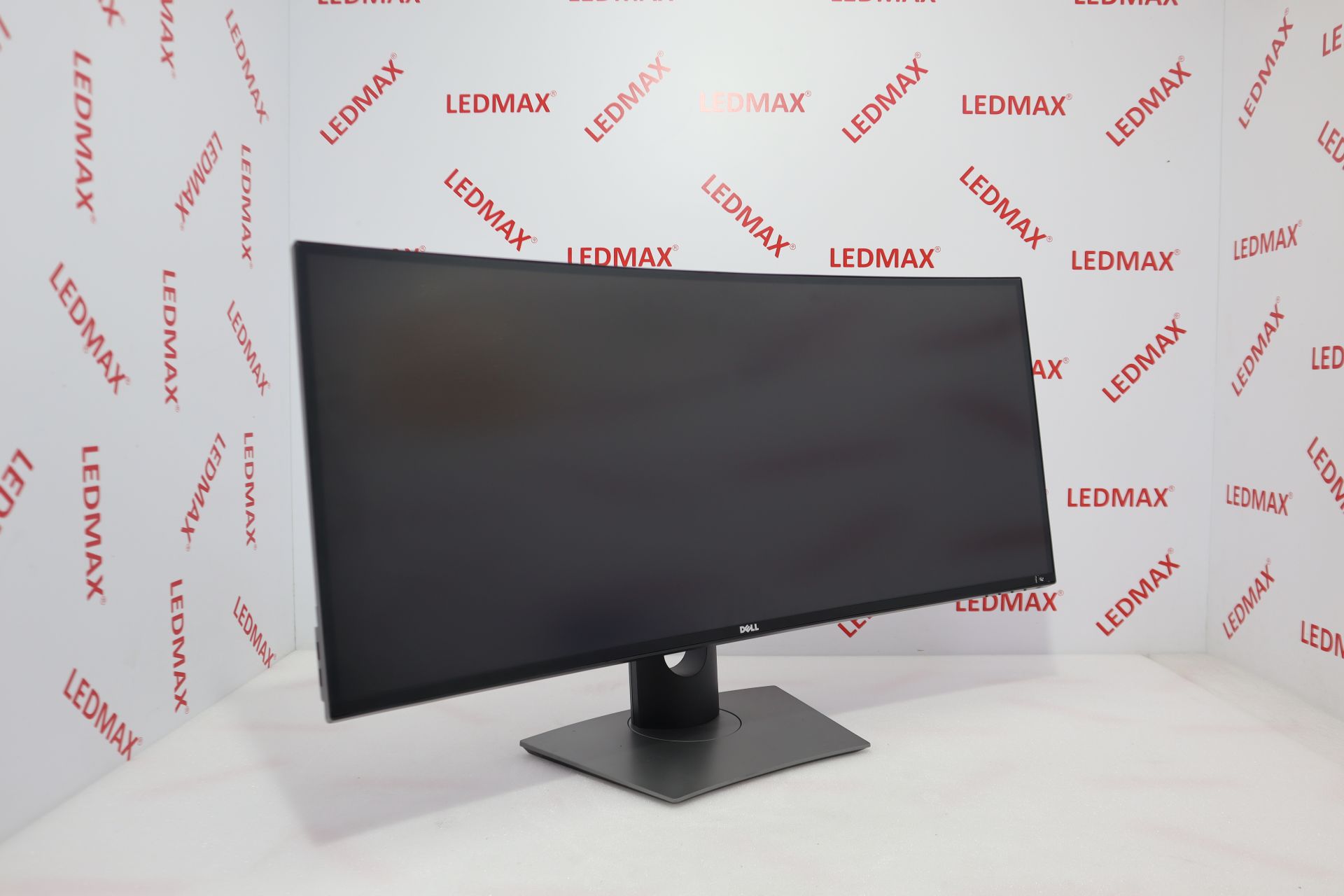 LedMax Electronics | Wholesale Refurbished Computer Desktops